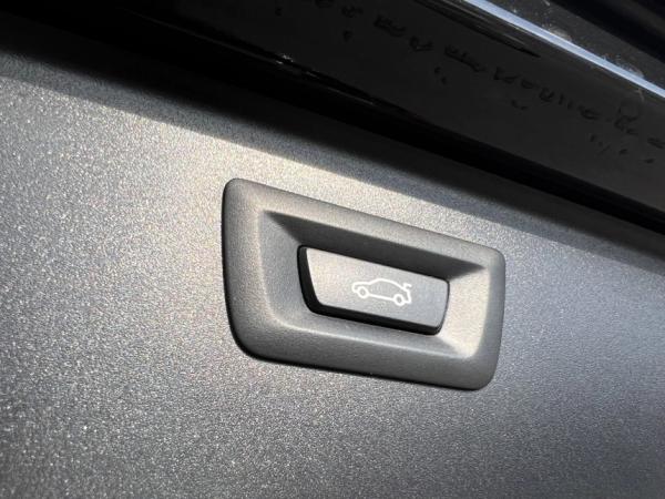 Melns BMW 520 2016 Rīga, ar dzinēja tilpumu 2.00 L un nobraukumu 254 tūkst. km par 11950 €, foto 7 vietnē AUTOMOTO.COM.LV