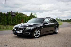 Melns BMW 520 2016 Elektrėnai, ar dzinēja tilpumu 2.00 L un nobraukumu 240 tūkst. km par 11500 €, foto  vietnē AUTOMOTO.COM.LV