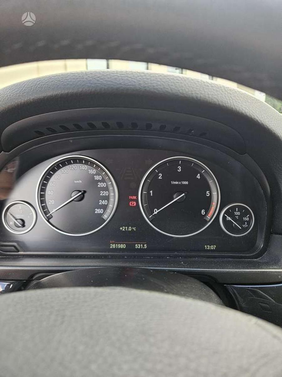 Melns BMW 520 2016 Kauņa, ar dzinēja tilpumu 2.00 L un nobraukumu 264 tūkst. km par 9100 €, foto 3 vietnē AUTOMOTO.COM.LV