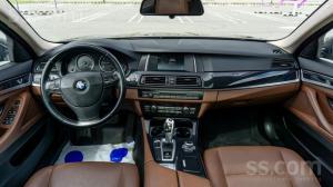 Black BMW 520 2016 in Riga, with an engine capacity of 2.00 L and mileage of 268 thousand km for 10590 €, photo 12 on AUTOMOTO.COM.LV