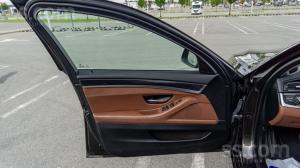 Black BMW 520 2016 in Riga, with an engine capacity of 2.00 L and mileage of 268 thousand km for 10590 €, photo 26 on AUTOMOTO.COM.LV