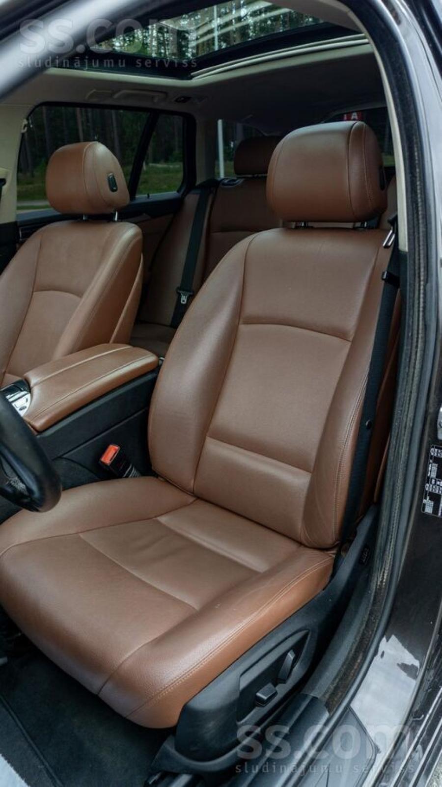 Black BMW 520 2016 in Riga, with an engine capacity of 2.00 L and mileage of 268 thousand km for 10590 €, photo 27 on AUTOMOTO.COM.LV