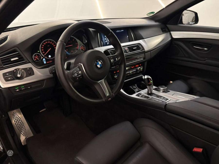 Melns BMW 520 2016 Marijampole, ar dzinēja tilpumu 2.00 L un nobraukumu 213 tūkst. km par 14999 €, foto 3 vietnē AUTOMOTO.COM.LV