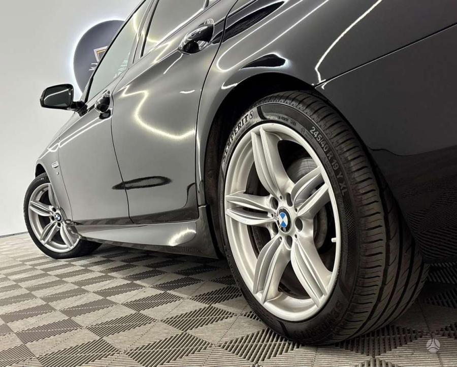 Melns BMW 520 2016 Marijampole, ar dzinēja tilpumu 2.00 L un nobraukumu 213 tūkst. km par 14999 €, foto 12 vietnē AUTOMOTO.COM.LV