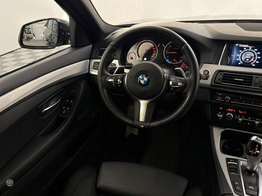 Melns BMW 520 2016 Marijampole, ar dzinēja tilpumu 2.00 L un nobraukumu 213 tūkst. km par 14999 €, foto 16 vietnē AUTOMOTO.COM.LV