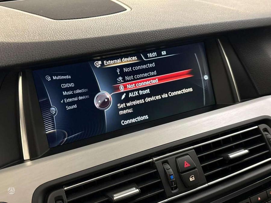 Melns BMW 520 2016 Marijampole, ar dzinēja tilpumu 2.00 L un nobraukumu 213 tūkst. km par 14999 €, foto 29 vietnē AUTOMOTO.COM.LV