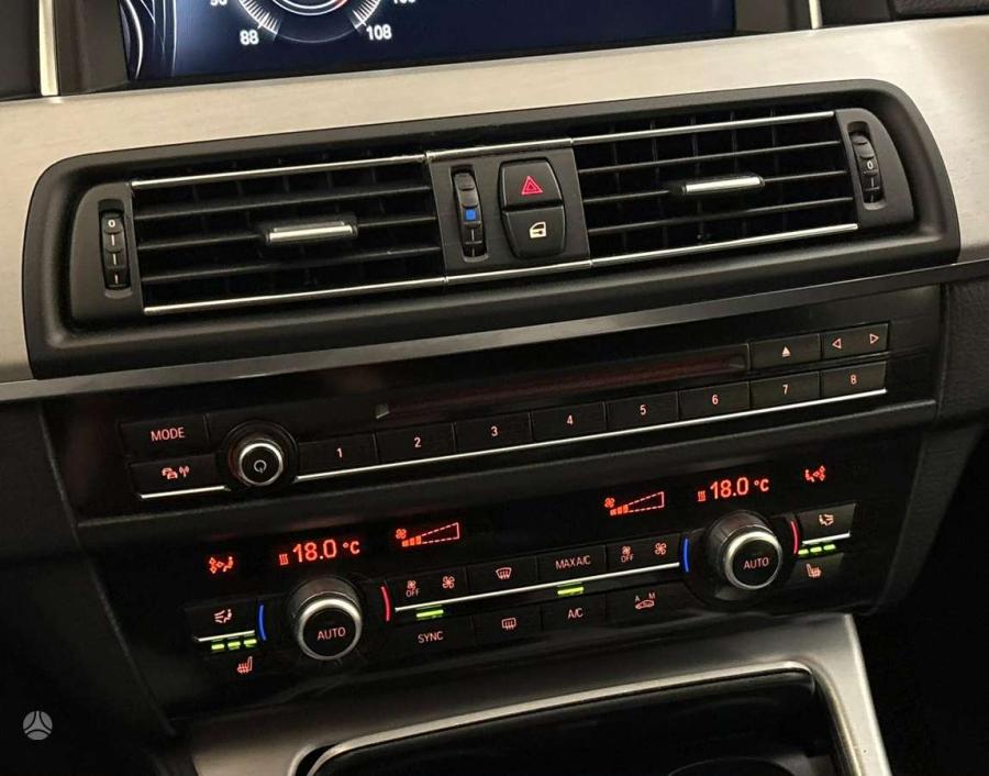 Melns BMW 520 2016 Marijampole, ar dzinēja tilpumu 2.00 L un nobraukumu 213 tūkst. km par 14999 €, foto 32 vietnē AUTOMOTO.COM.LV