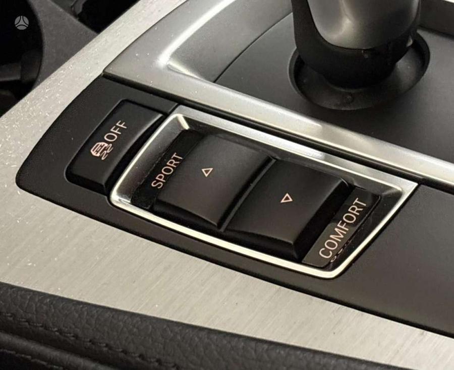 Melns BMW 520 2016 Marijampole, ar dzinēja tilpumu 2.00 L un nobraukumu 213 tūkst. km par 14999 €, foto 33 vietnē AUTOMOTO.COM.LV