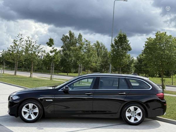 Melns BMW 520 2016 Šauļi, ar dzinēja tilpumu 2.00 L un nobraukumu 299 tūkst. km par 10950 €, foto 6 vietnē AUTOMOTO.COM.LV