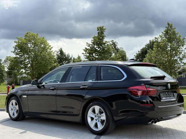 Melns BMW 520 2016 Šauļi, ar dzinēja tilpumu 2.00 L un nobraukumu 299 tūkst. km par 10950 €, foto 8 vietnē AUTOMOTO.COM.LV