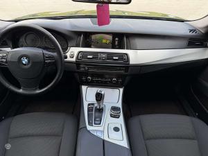 Black BMW 520 2016 in Siauliai, with an engine capacity of 2.00 L and mileage of 299 thousand km for 10950 €, photo 21 on AUTOMOTO.COM.LV