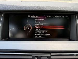 Black BMW 520 2016 in Siauliai, with an engine capacity of 2.00 L and mileage of 299 thousand km for 10950 €, photo 29 on AUTOMOTO.COM.LV