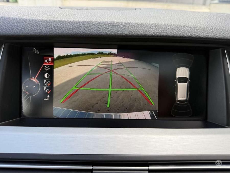 Black BMW 520 2016 in Siauliai, with an engine capacity of 2.00 L and mileage of 299 thousand km for 10950 €, photo 30 on AUTOMOTO.COM.LV