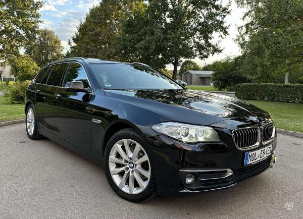 Black BMW 520 2016 in Prienai, with an engine capacity of 2.00 L and mileage of 283 thousand km for 10999 €, photo 3 on AUTOMOTO.COM.LV