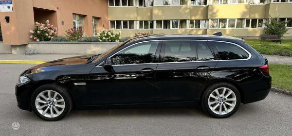 Black BMW 520 2016 in Prienai, with an engine capacity of 2.00 L and mileage of 283 thousand km for 10999 €, photo 11 on AUTOMOTO.COM.LV