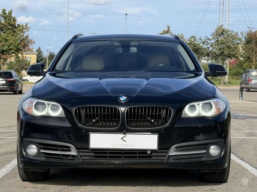 Black BMW 520 2016 in Siauliai, with an engine capacity of 2.00 L and mileage of 346 thousand km for 7900 €, photo 3 on AUTOMOTO.COM.LV