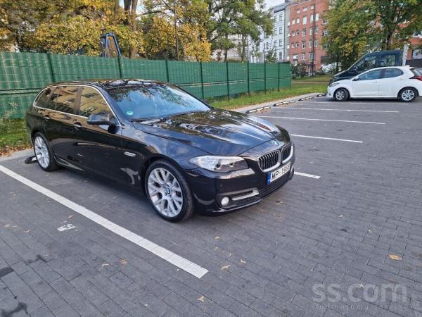 Black BMW 520 2016 in Jelgava, with an engine capacity of 2.00 L and mileage of 375 thousand km for 10100 €, photo 3 on AUTOMOTO.COM.LV
