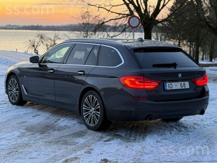 Black BMW 520 2017 in Aizkraukle, with an engine capacity of 2.00 L and mileage of 0 thousand km for 8000 €, photo 3 on AUTOMOTO.COM.LV