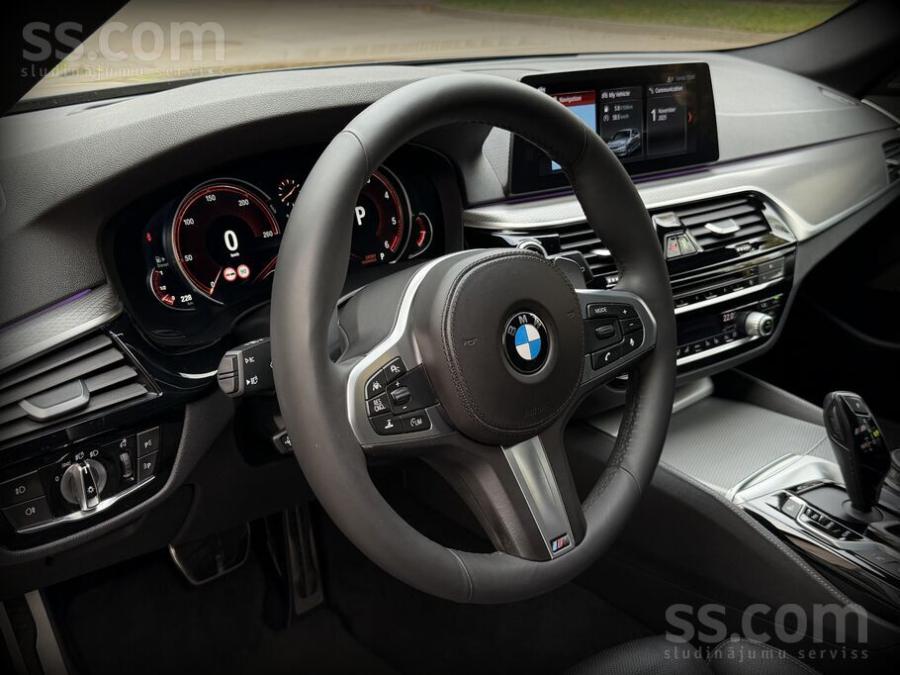 Melns BMW 520 2017 Bauska, ar dzinēja tilpumu 2.00 L un nobraukumu 216 tūkst. km par 23500 €, foto 11 vietnē AUTOMOTO.COM.LV