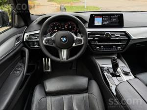 Melns BMW 520 2017 Bauska, ar dzinēja tilpumu 2.00 L un nobraukumu 216 tūkst. km par 23500 €, foto 14 vietnē AUTOMOTO.COM.LV