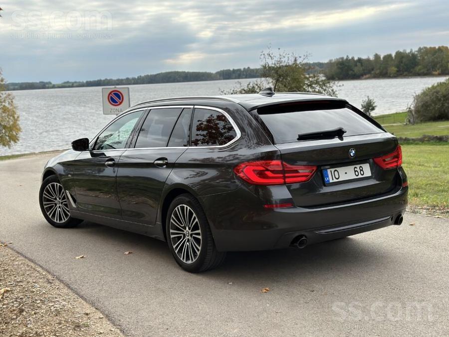 Melns BMW 520 2017 Aizkraukle, ar dzinēja tilpumu 2.00 L un nobraukumu 0 tūkst. km par 16300 €, foto 2 vietnē AUTOMOTO.COM.LV