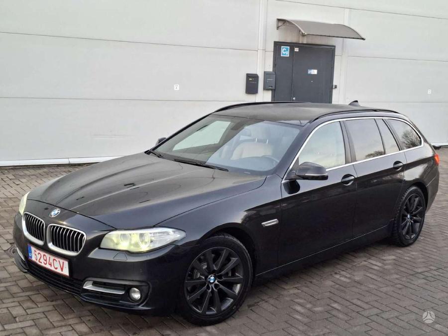 Black BMW 520 2017 in Silute, with an engine capacity of 2.00 L and mileage of 258 thousand km for 7999 €, photo 9 on AUTOMOTO.COM.LV