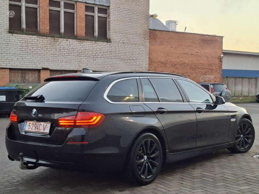 Black BMW 520 2017 in Silute, with an engine capacity of 2.00 L and mileage of 258 thousand km for 7999 €, photo 10 on AUTOMOTO.COM.LV