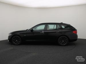 Black BMW 520 2017 in Vilnius, with an engine capacity of 2.00 L and mileage of 195 thousand km for 19499 €, photo 6 on AUTOMOTO.COM.LV