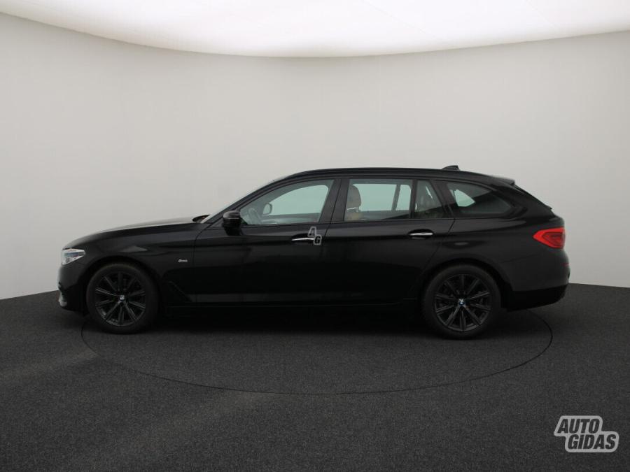 Black BMW 520 2017 in Vilnius, with an engine capacity of 2.00 L and mileage of 195 thousand km for 19499 €, photo 6 on AUTOMOTO.COM.LV