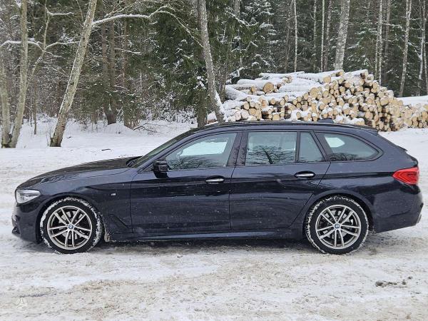 Black BMW 520 2017 in Alytus, with an engine capacity of 2.00 L and mileage of 286 thousand km for 18999 €, photo 3 on AUTOMOTO.COM.LV