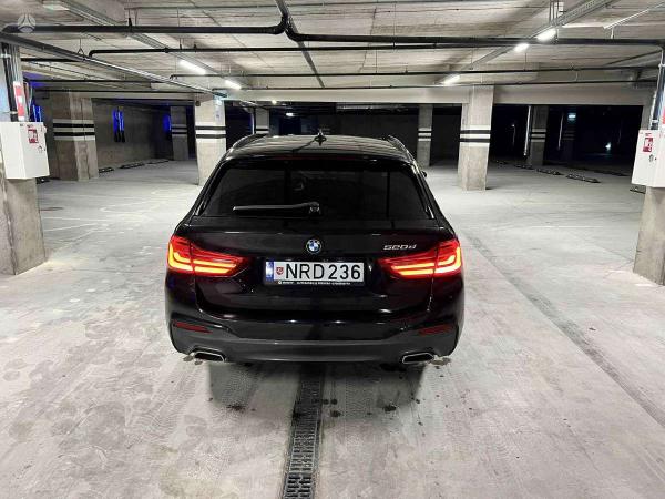 Melns BMW 520 2017 Panevēža, ar dzinēja tilpumu 2.00 L un nobraukumu 194 tūkst. km par 19000 €, foto 4 vietnē AUTOMOTO.COM.LV