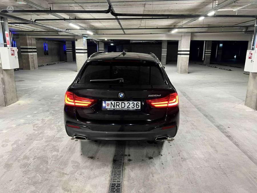 Melns BMW 520 2017 Panevēža, ar dzinēja tilpumu 2.00 L un nobraukumu 194 tūkst. km par 19000 €, foto 4 vietnē AUTOMOTO.COM.LV