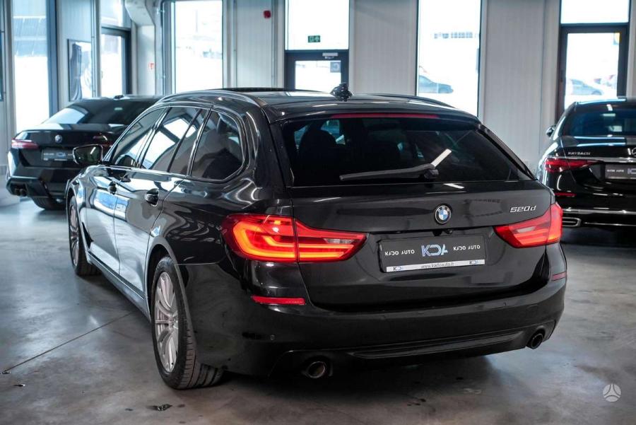 Black BMW 520 2017 in Kaunas, with an engine capacity of 2.00 L and mileage of 249 thousand km for 19950 €, photo 9 on AUTOMOTO.COM.LV