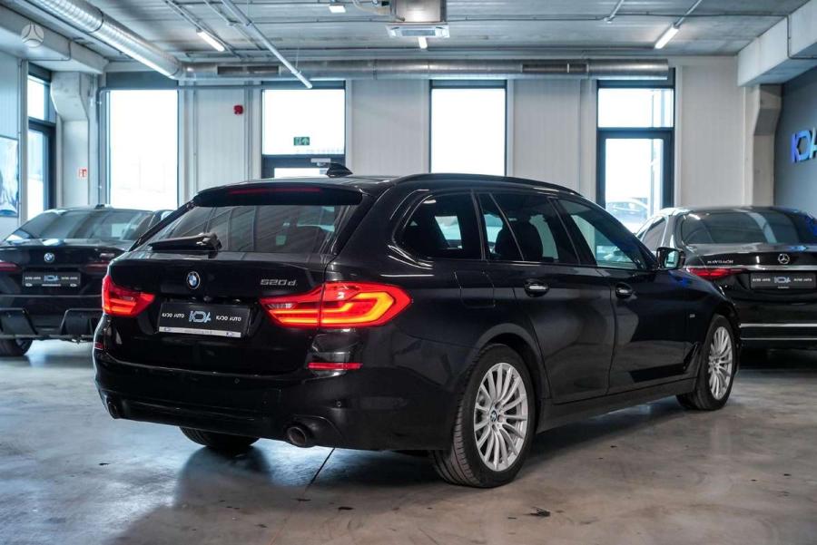 Black BMW 520 2017 in Kaunas, with an engine capacity of 2.00 L and mileage of 249 thousand km for 19950 €, photo 12 on AUTOMOTO.COM.LV