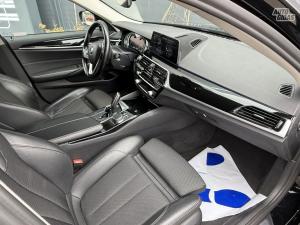 Melns BMW 520 2017 Viļņa, ar dzinēja tilpumu 2.00 L un nobraukumu 299 tūkst. km par 17500 €, foto 14 vietnē AUTOMOTO.COM.LV