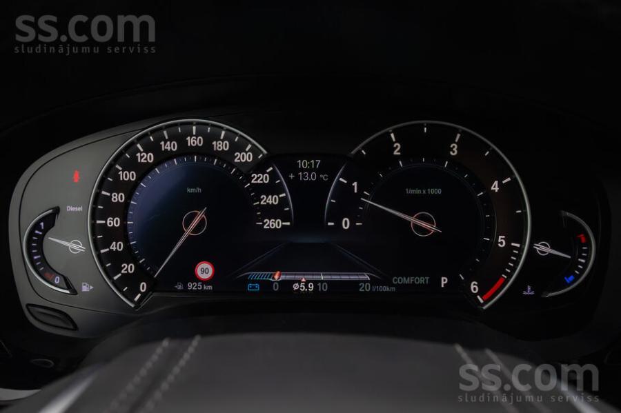 Black BMW 520 2017 in Tukums, with an engine capacity of 2.00 L and mileage of 269 thousand km for 15990 €, photo 32 on AUTOMOTO.COM.LV