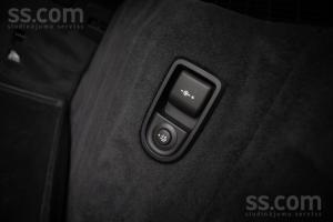 Black BMW 520 2017 in Tukums, with an engine capacity of 2.00 L and mileage of 269 thousand km for 15990 €, photo 35 on AUTOMOTO.COM.LV