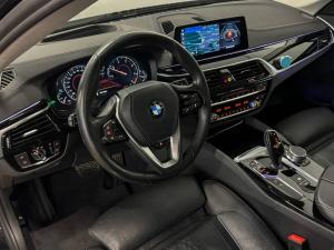Melns BMW 520 2017 Jūrmala, ar dzinēja tilpumu 2.00 L un nobraukumu 210 tūkst. km par 19995 €, foto 14 vietnē AUTOMOTO.COM.LV