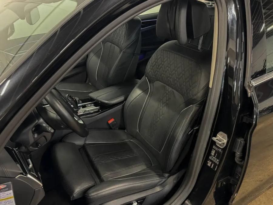 Melns BMW 520 2017 Jūrmala, ar dzinēja tilpumu 2.00 L un nobraukumu 210 tūkst. km par 19995 €, foto 17 vietnē AUTOMOTO.COM.LV