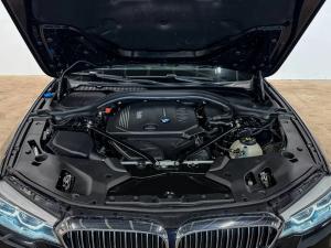 Melns BMW 520 2017 Jūrmala, ar dzinēja tilpumu 2.00 L un nobraukumu 210 tūkst. km par 19995 €, foto 49 vietnē AUTOMOTO.COM.LV