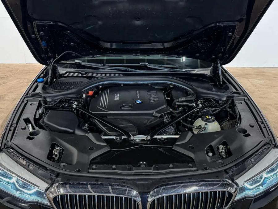 Melns BMW 520 2017 Jūrmala, ar dzinēja tilpumu 2.00 L un nobraukumu 210 tūkst. km par 19995 €, foto 49 vietnē AUTOMOTO.COM.LV