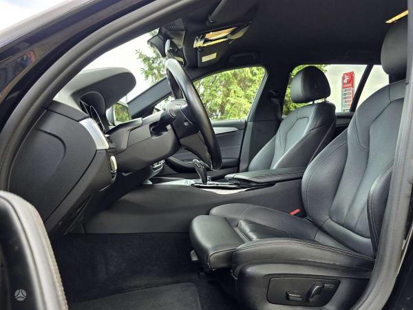 Melns BMW 520 2017 Tauragė, ar dzinēja tilpumu 2.00 L un nobraukumu 190 tūkst. km par 17000 €, foto 9 vietnē AUTOMOTO.COM.LV