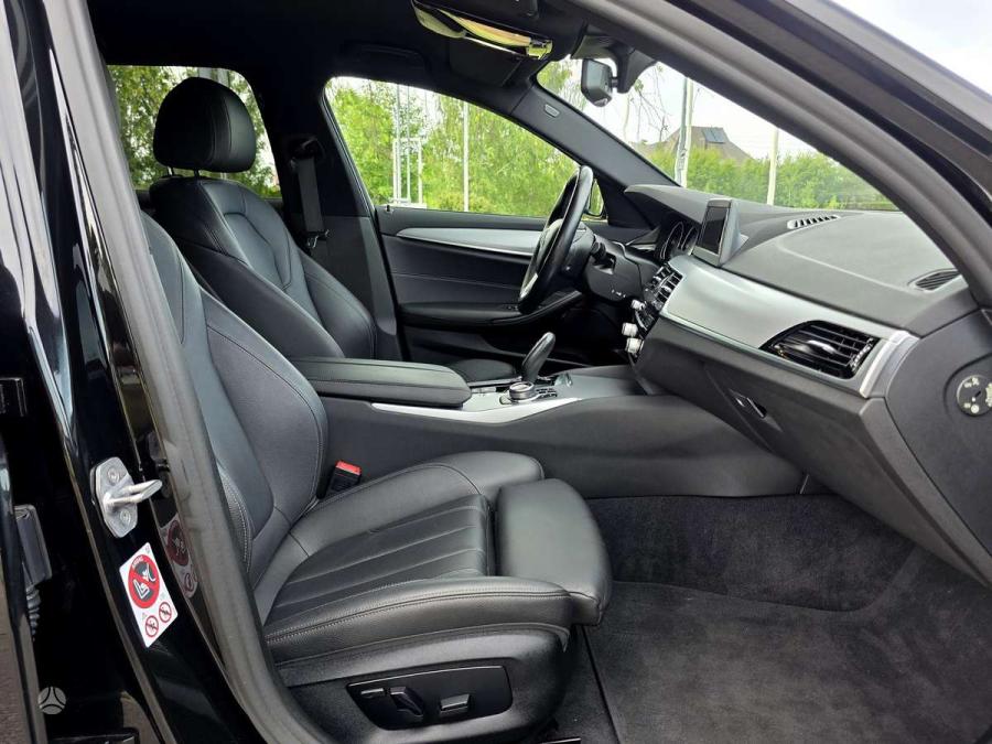 Melns BMW 520 2017 Tauragė, ar dzinēja tilpumu 2.00 L un nobraukumu 190 tūkst. km par 17000 €, foto 13 vietnē AUTOMOTO.COM.LV