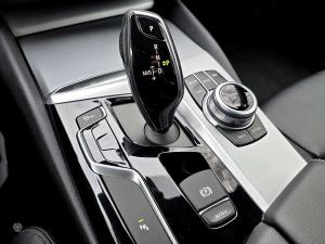 Melns BMW 520 2017 Tauragė, ar dzinēja tilpumu 2.00 L un nobraukumu 190 tūkst. km par 17000 €, foto 30 vietnē AUTOMOTO.COM.LV