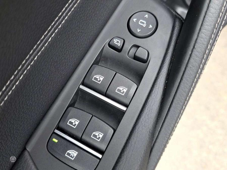 Melns BMW 520 2017 Tauragė, ar dzinēja tilpumu 2.00 L un nobraukumu 190 tūkst. km par 17000 €, foto 35 vietnē AUTOMOTO.COM.LV