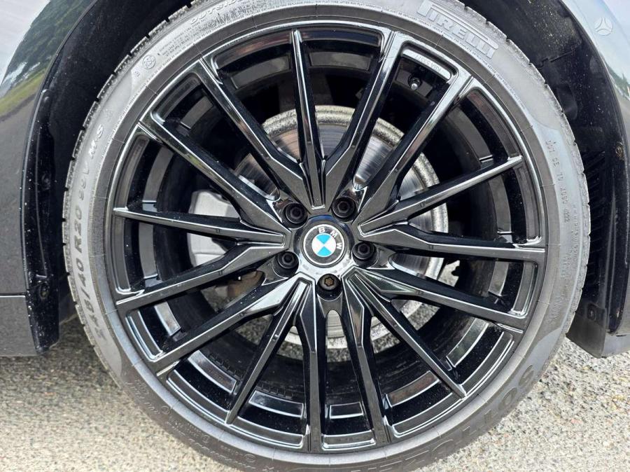 Melns BMW 520 2017 Tauragė, ar dzinēja tilpumu 2.00 L un nobraukumu 190 tūkst. km par 17000 €, foto 42 vietnē AUTOMOTO.COM.LV