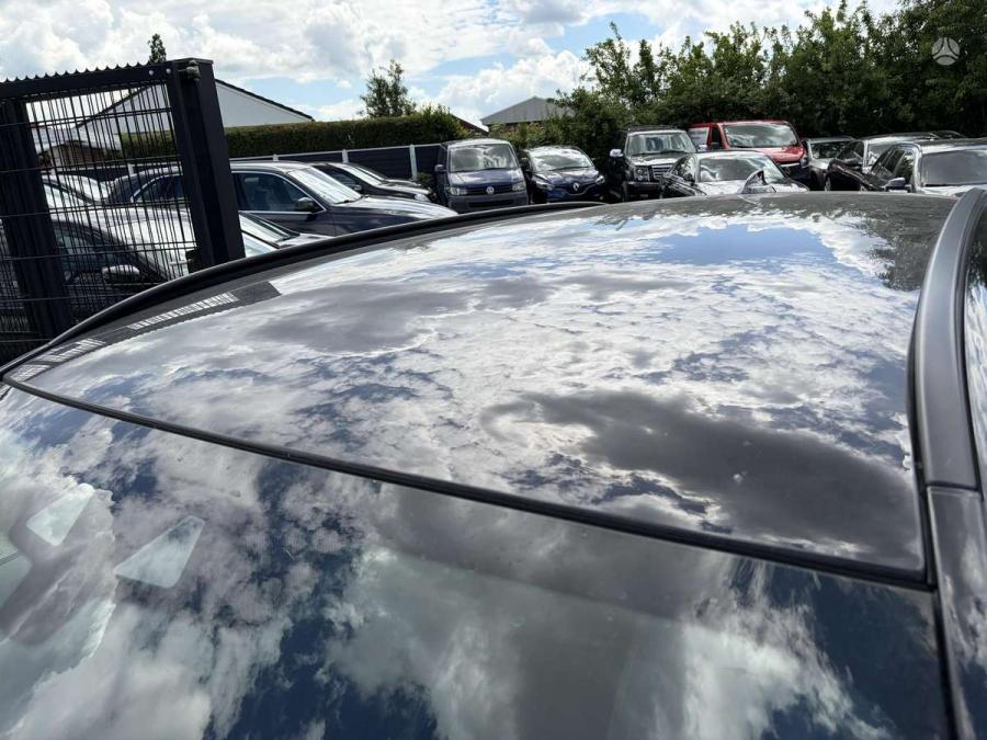Black BMW 520 2017 in Vilnius, with an engine capacity of 2.00 L and mileage of 199 thousand km for 16899 €, photo 15 on AUTOMOTO.COM.LV