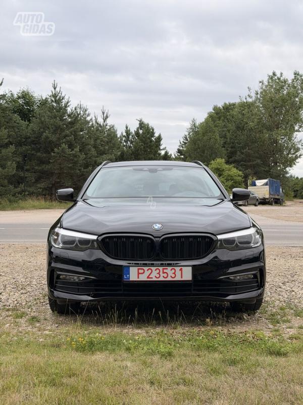 Black BMW 520 2017 in Vilnius, with an engine capacity of 2.00 L and mileage of 226 thousand km for 16500 €, photo 2 on AUTOMOTO.COM.LV