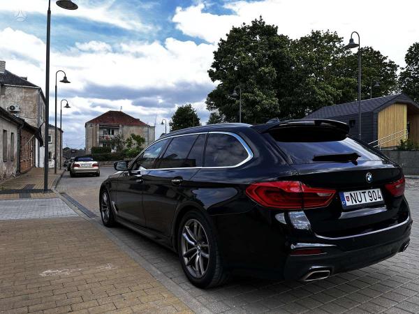 Melns BMW 520 2017 Viļņa, ar dzinēja tilpumu 0.00 L un nobraukumu 325 tūkst. km par 15800 €, foto 5 vietnē AUTOMOTO.COM.LV
