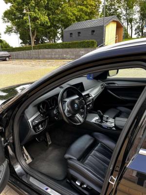 Melns BMW 520 2017 Viļņa, ar dzinēja tilpumu 0.00 L un nobraukumu 325 tūkst. km par 15800 €, foto 11 vietnē AUTOMOTO.COM.LV